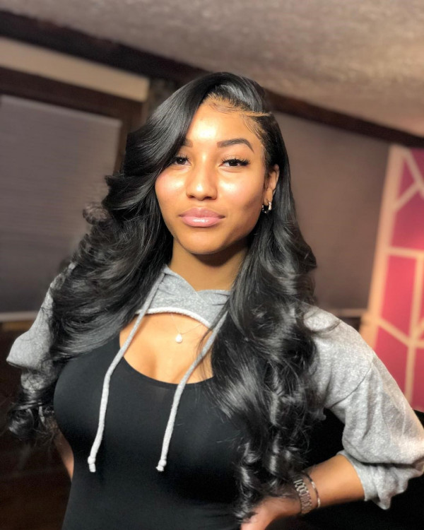 Body Wave Hair LY Frontal Wig Invisible Knots Glueless Lace Wigs ...